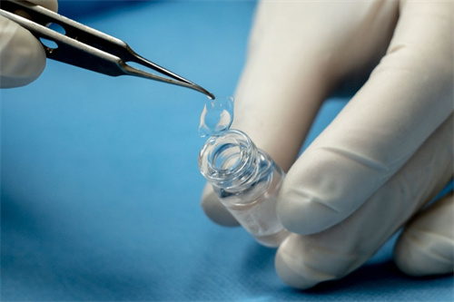 evoicl晶体共分为哪四种型号?价格分别是多少?ICL V4/V4C/V5/V6特色及价格分享! - 三恩健康网